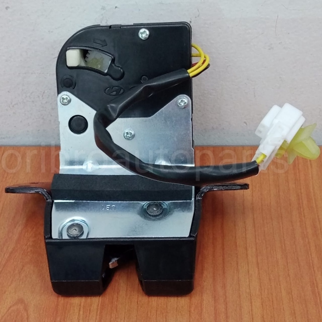 [READY STOCK] KIA RIO UB GENUINE PART REAR BONNET INNER LOCK 81230 ...