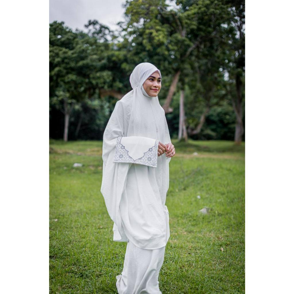 SET TELEKUNG DAN JUBAH NUNHA MARKAZ TIJAARI BY NEELOFA (SET TELEKUNG/MINI SEJADAH) | Shopee Malaysia