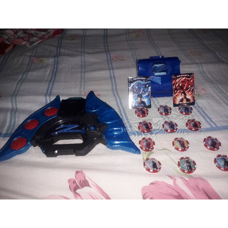 Dx Ultraman Z , Z RISER ..with riku and gamma future set | Shopee Malaysia