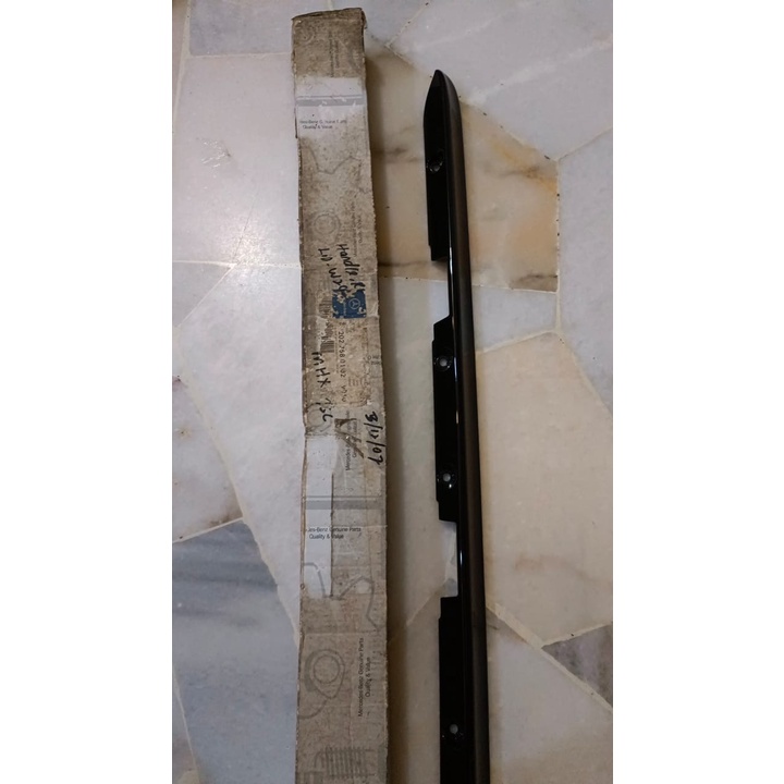 W202 rear TRUNK HANDLE lid tailgate handle strip C180 C200 C230 C240 ...