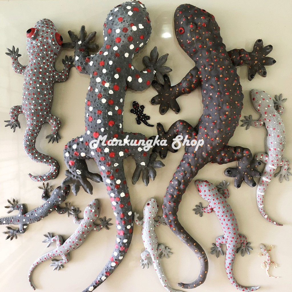 (7-12inch Size) Giant Gecko Fake Toy Animal Pretend People | Shopee ...