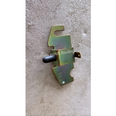 PROTON WIRA FRONT REAR BONNET SWITCH ORIGINAL | Shopee Malaysia