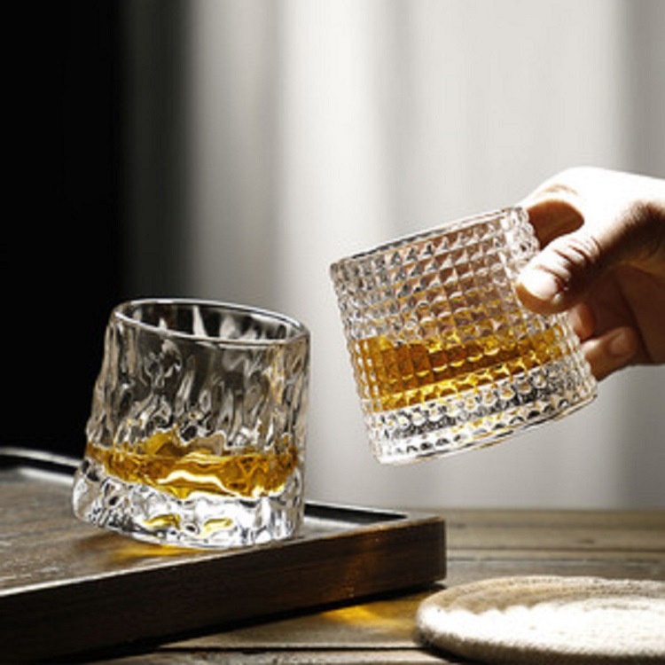 Spinning Glass Drinking Glass Spinning Whiskey Glasses Whiskey Glass ...