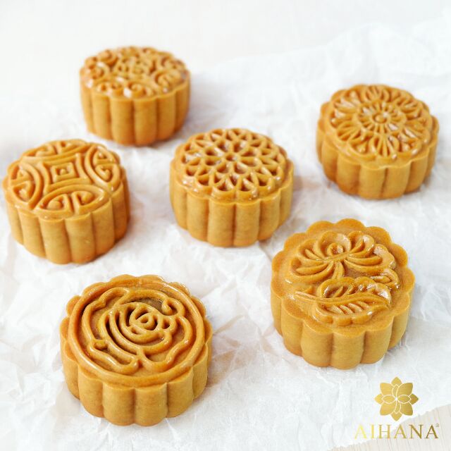 HALAL MOONCAKE/KUIH BULAN HALAL - Aihana Minis 10 boxes | Shopee Malaysia