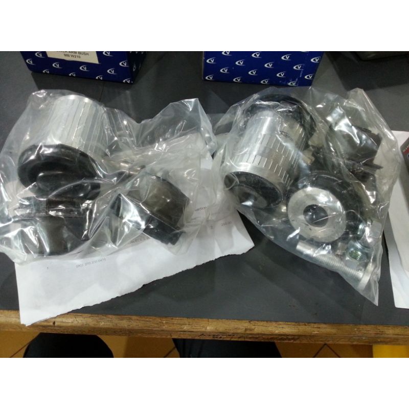 LOWER ARM BUSH MERCEDES W210 1 pc front axle / stabiliser linkage ...