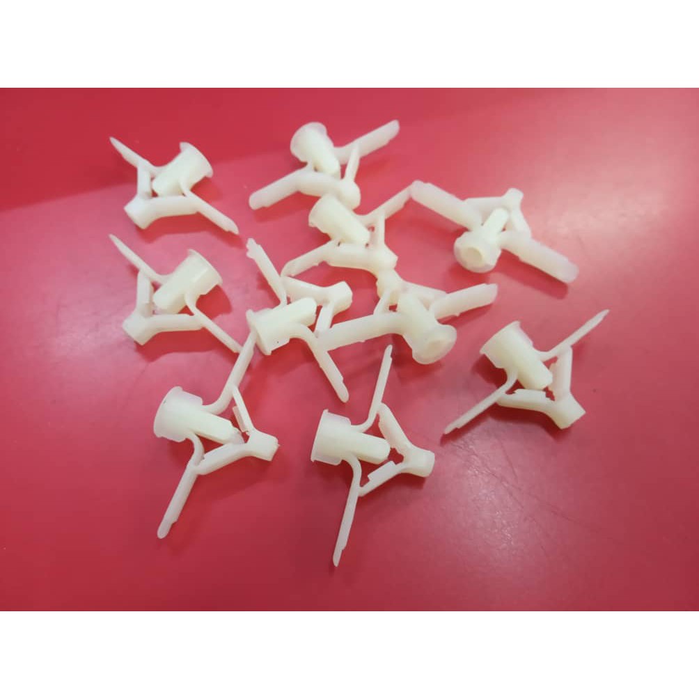 Statheros Partition Butterfly Wall Plug | Shopee Malaysia