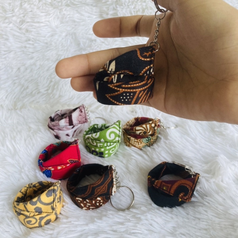 (READY STOK) 1pcs keychain tengkolok batik/ kraft batik / doorgift ...