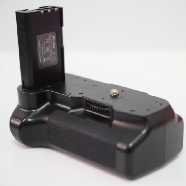 Battery Grip for Nikon D40 D60 D3000 D5000 | Shopee Malaysia