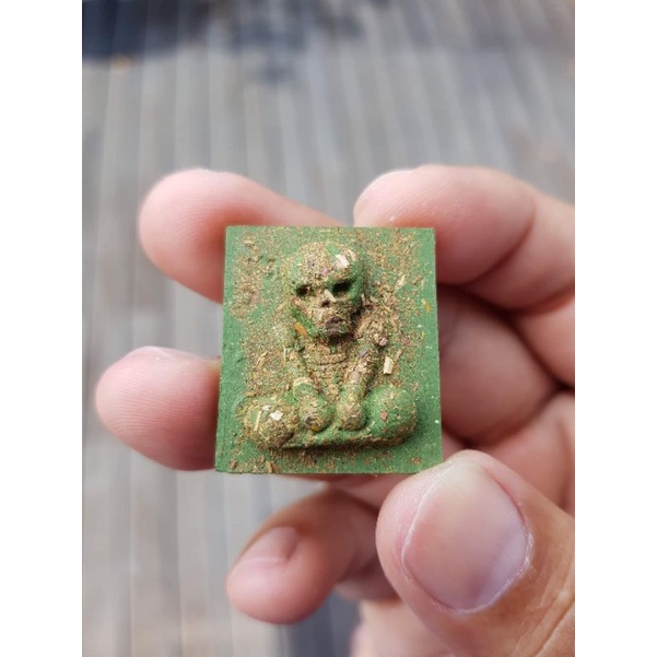 Buddha Amulets 佛牌 LP Somboon 鬼兵必达 | Shopee Malaysia