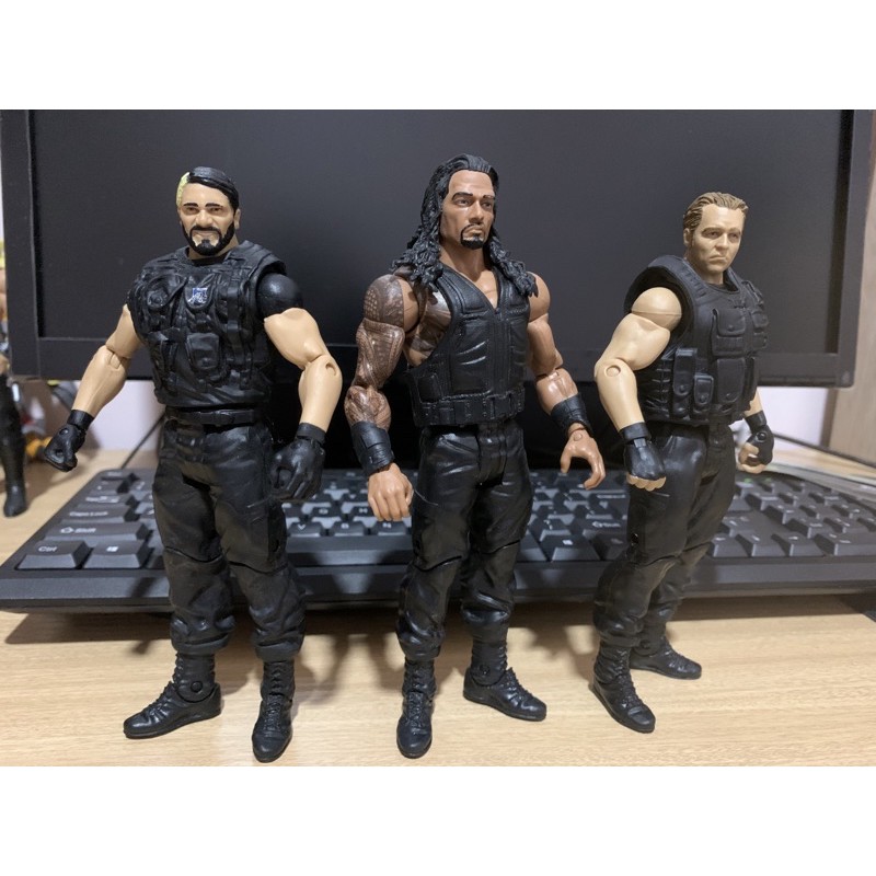 WWE Figure The Shield / WWE 圣盾组合 | Shopee Malaysia