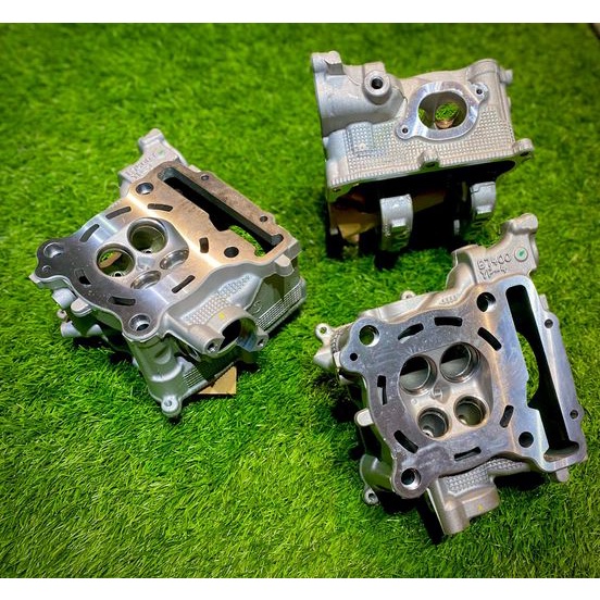 ORIGINAL YAMAHA XMAX v2 300cc CYLINDER HEAD | Shopee Malaysia