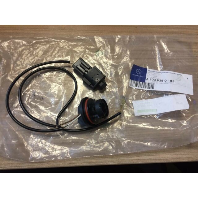 MERCEDES ORIGINAL FRONT LIGHTING LAMP SOCKET A2038260182 W203,W211 C,E ...