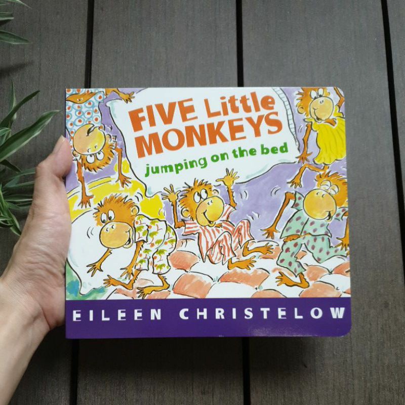 Five Little Monkeys Jumping on the Bed (Board book) | Shopee Malaysia