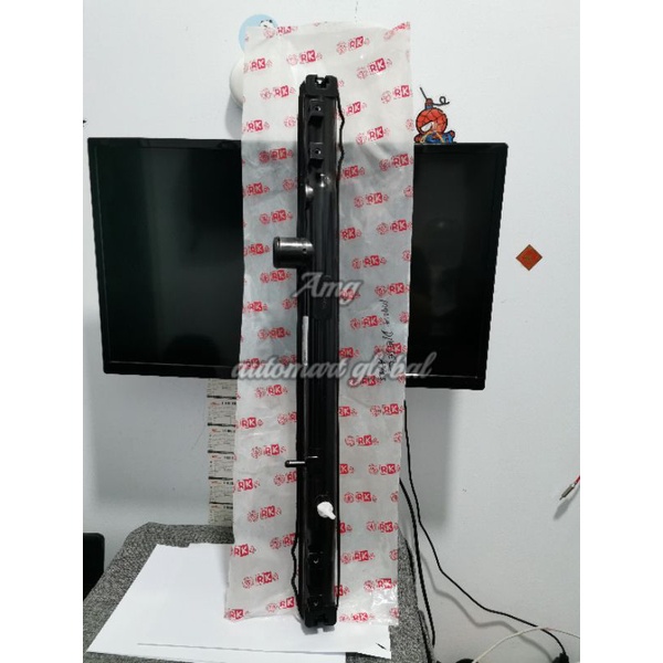 Innova diesel upper radiator cover complete with rubber | Shopee Malaysia