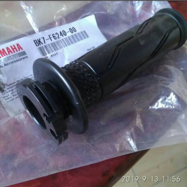 YAMAHA HANDLE GRIP R15 RIGHT KANAN ORIGINAL 100% YAMAHA R15 GRIP BK7 ...