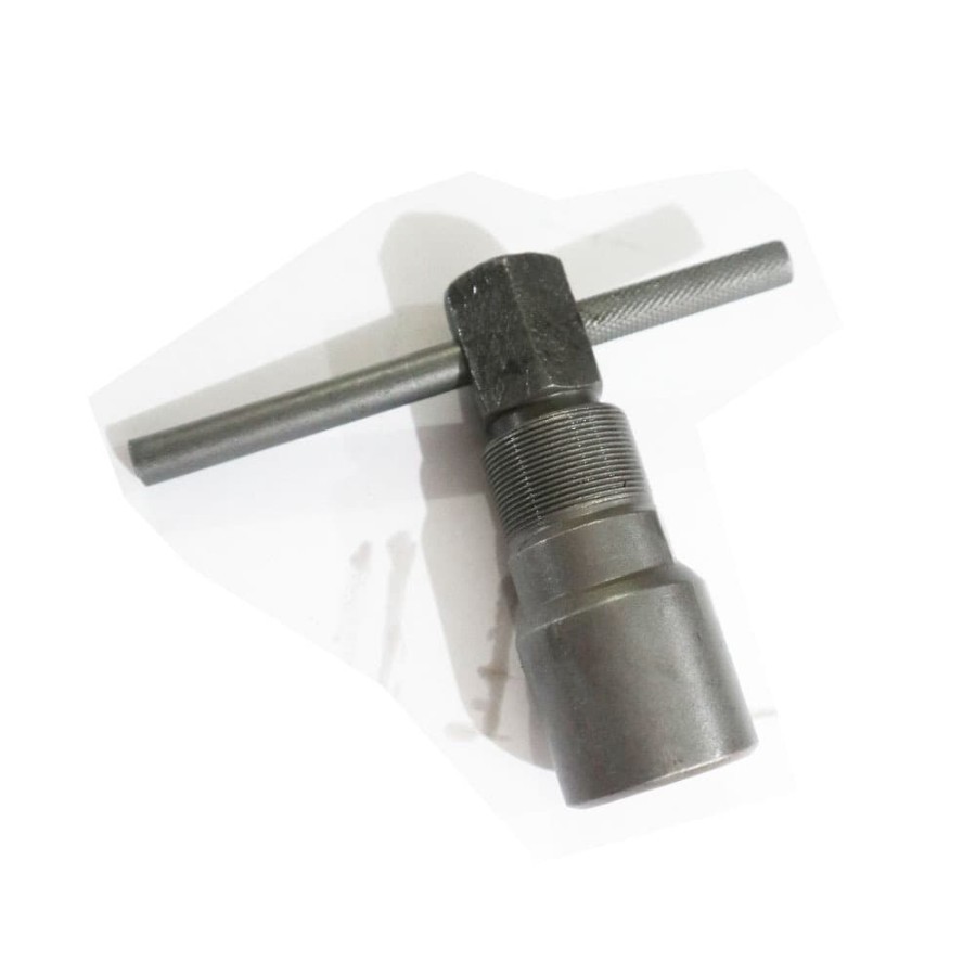 Treker Magnet No. 4 4 Motorcycle Workshop Tool Trecker Tracker Puller ...