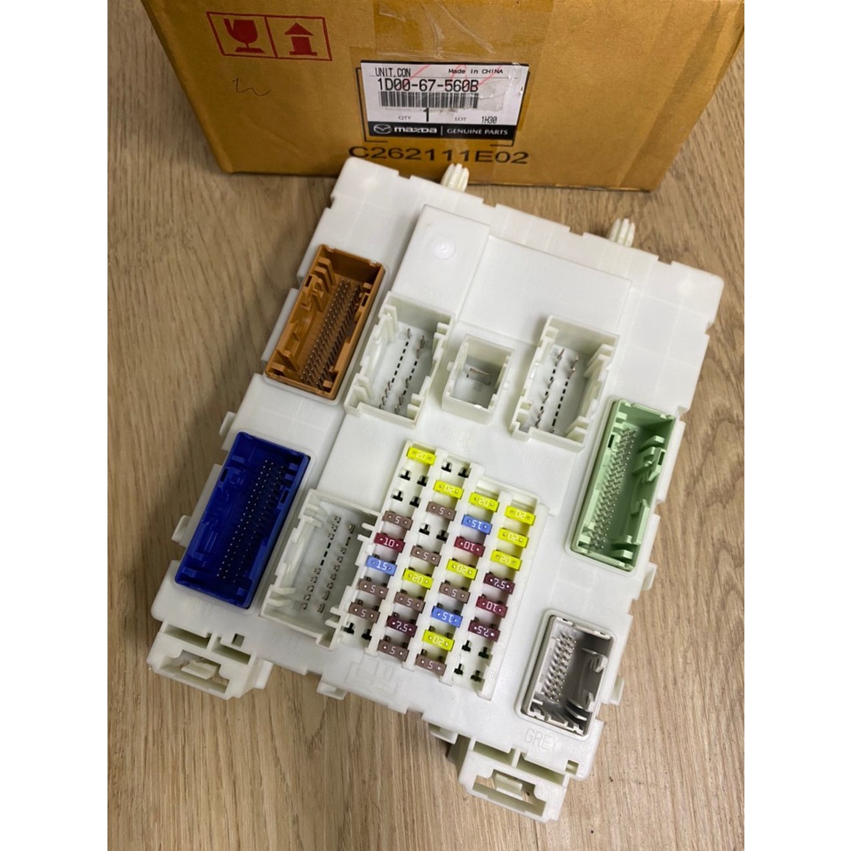 FUSE BOX COMPLETE GENUINE PART (ORIGINAL) FORD RANGER T6 2.2CC , MAZDA ...