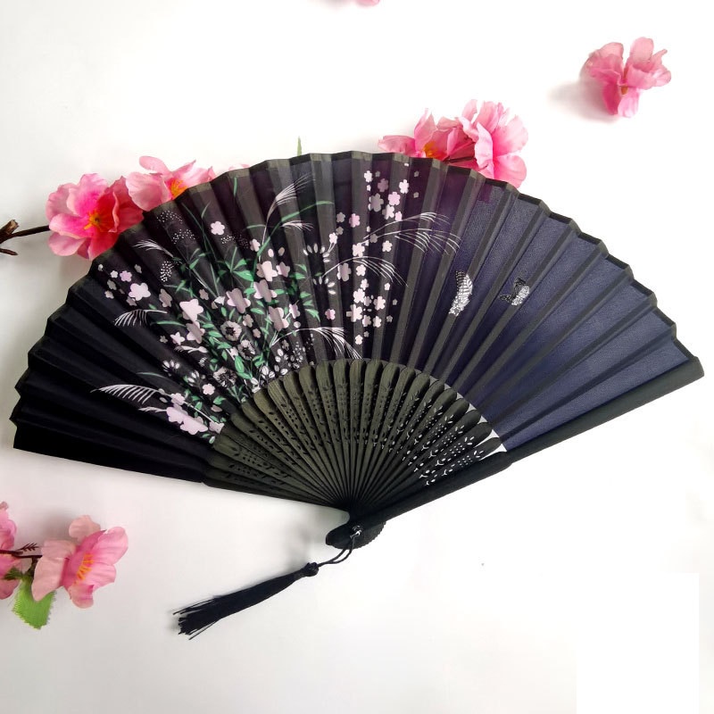 Elegant Floral Black Bamboo Hand Fan Kipas Tangan Lipat Buluh Corak ...