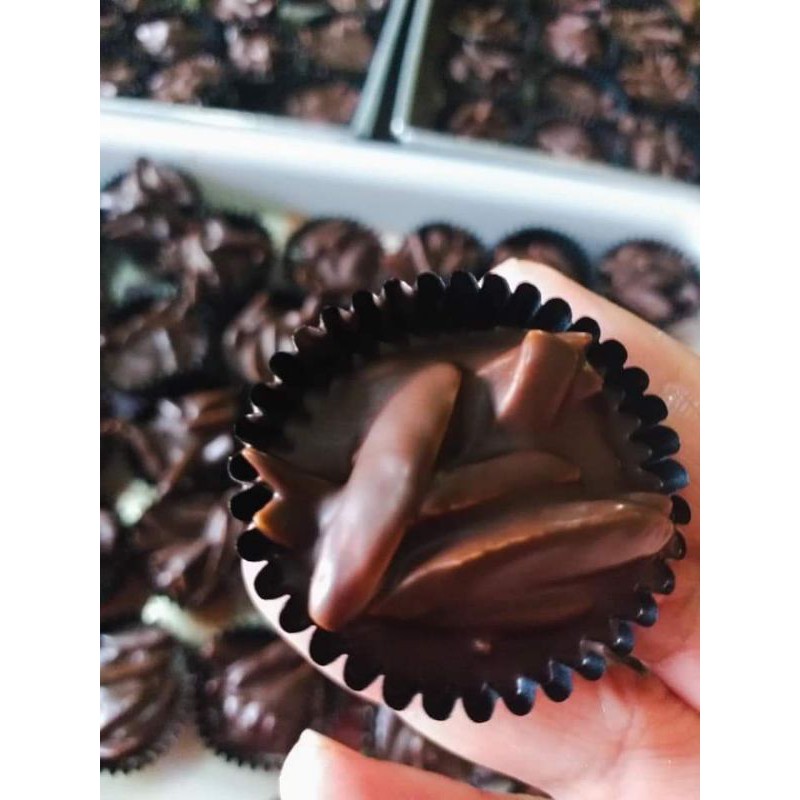 Almond Cluster Viral Crunchy 30pcs New Stock Fresh Bake | Shopee Malaysia