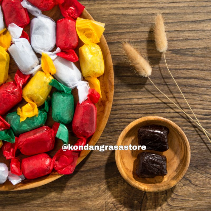 Dodol TAPE CIRCUMCISION TRADITIONAL Snack FOOD TYPICAL IN THE MIDDLE ...