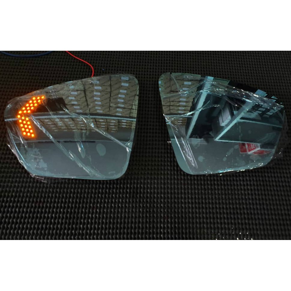 Perodua Aruz/ Toyota Rush side mirror with sequential signal light 1 ...