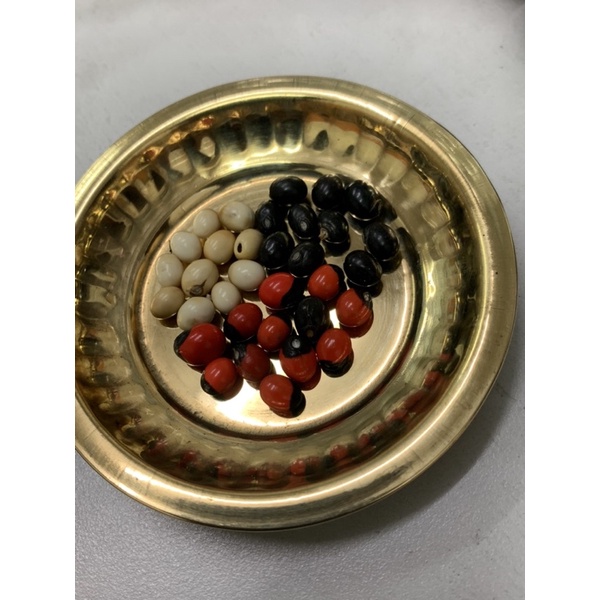 Kundrinmani Gundu Mani Gunja Red for Ambal Mahalakshmi,White for Ambal ...