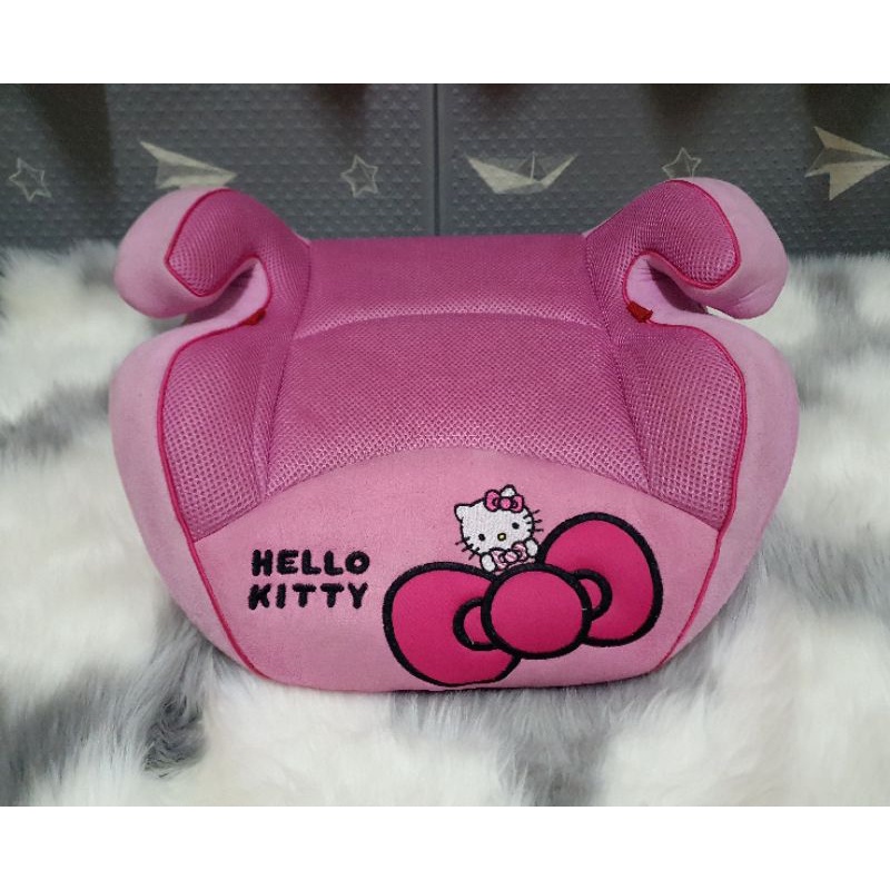 Older car seat booster, genuine copyright Hello Kitty pattern, pink ...