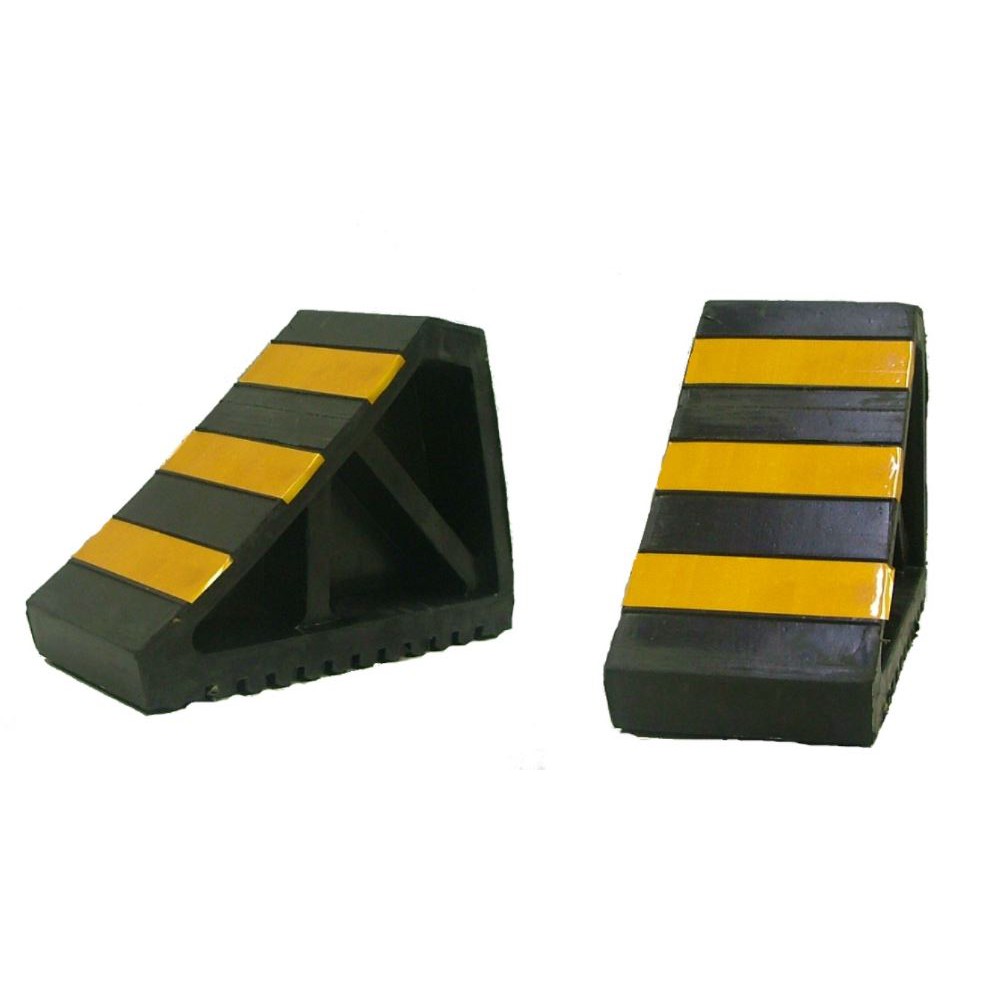 Rubber Wheel Stopper Choke / Wheel Chock, LORRY TYRE RUBBER STOPPER ...