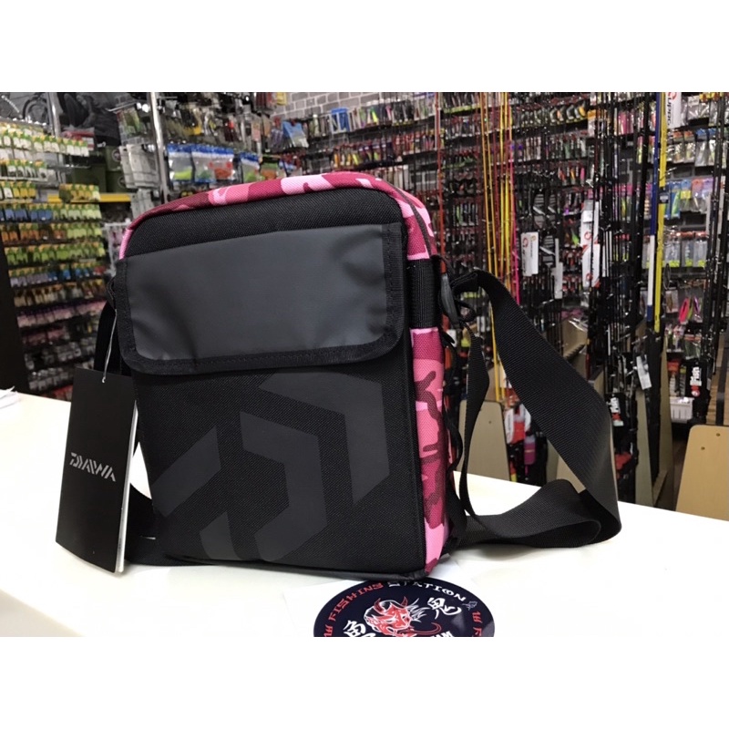 Fishing Bag, Daiwa D Shoulder Pouch Bag (JDM) 💯 Original | Shopee Malaysia