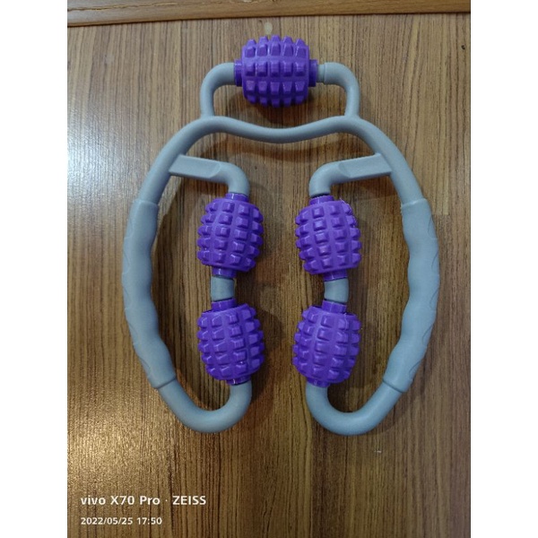 05 Wheels Foam Shaft Roller Muscle Relaxer Hand Skinny Leg Massage ...