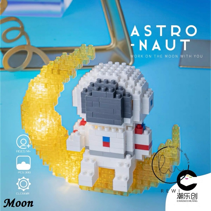 Lego Assembled Miniature Building Blocks Glowing Astronaut ...