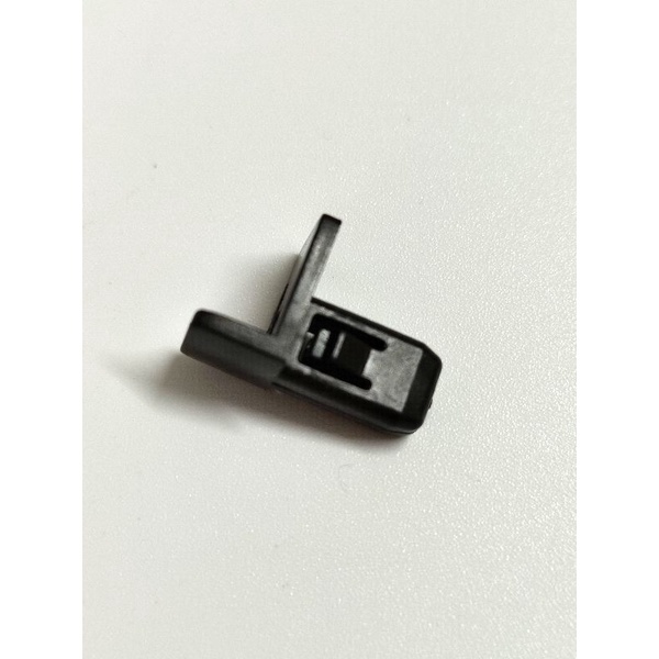 myvi aruz bezza front skirt clip | Shopee Malaysia