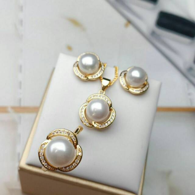 Genuine Gold Plated Genuine Pearl Freshwater Pearl Set | Shopee Malaysia