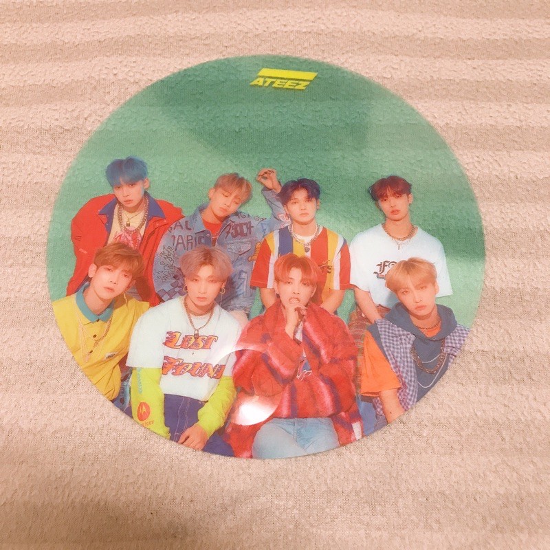 OFFICIAL FROM KOREA ATEEZ TREASURE CAFE HAND FAN | Shopee Malaysia