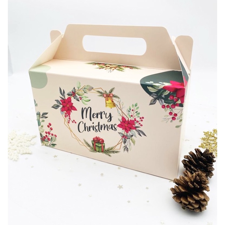 ⛄️ Christmas Gift Box ⛄️ 21.5cm x 11.4cm x 12.70cm - 1pc READY STOCK in ...