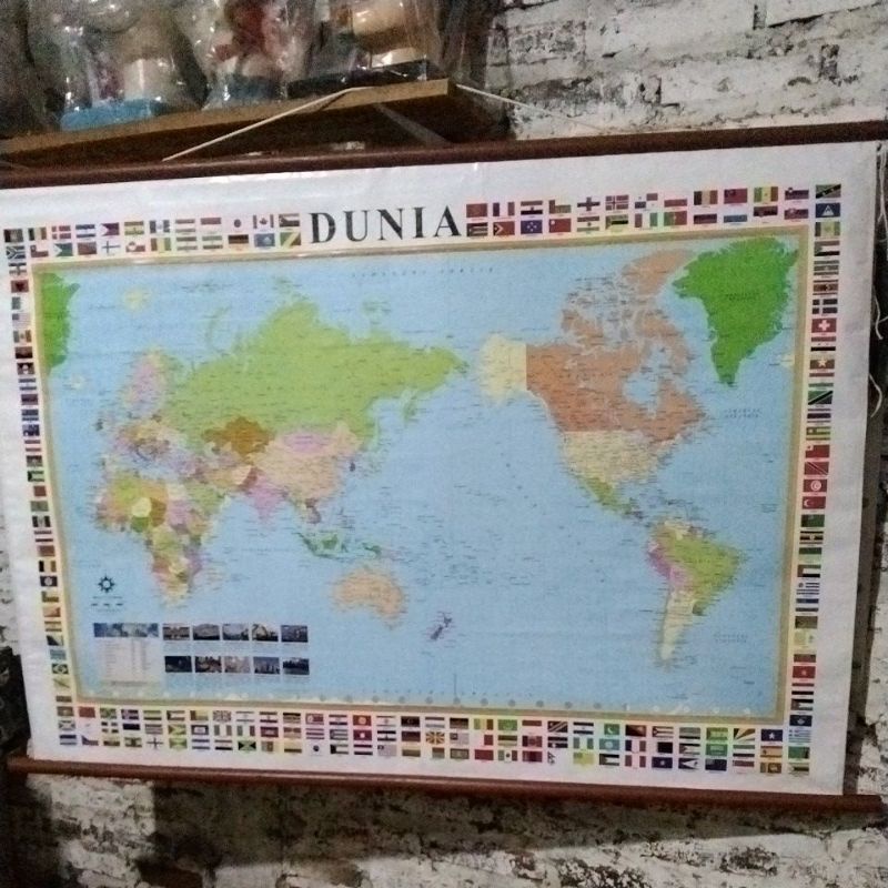 KAYU Medium World Map 125x87cm Wood Frame (Latest) | Shopee Malaysia