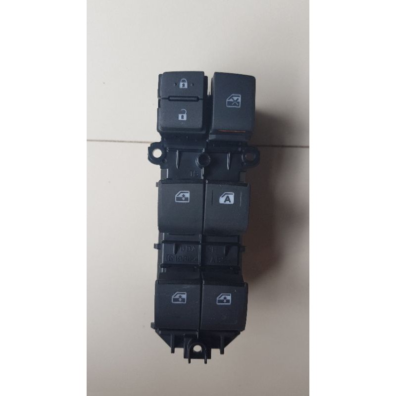 Original innova venturer Center power window Switch | Shopee Malaysia