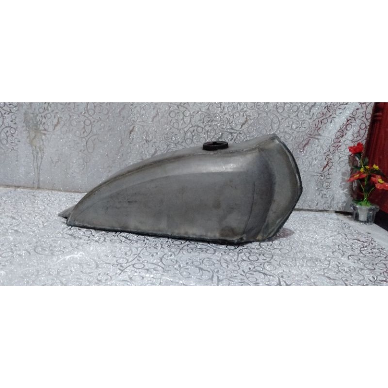 Ts 100 motorcycle tank, Elsiniore tank, honda TS100 tank, custom old ...