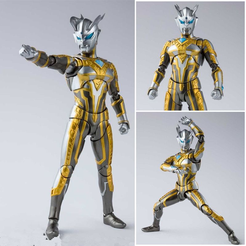 SHF OEM - Ultraman Zero Glittering Gold version(with light effects ...