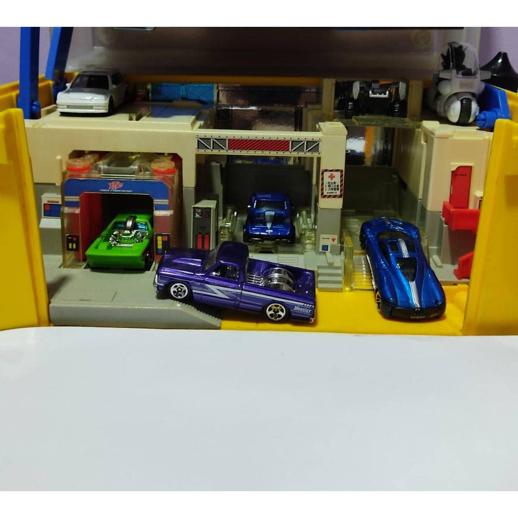 Hot Wheels Pagani Huayra, 67 Chevy, Bedlam, Corvette Stingray, Buggy ...