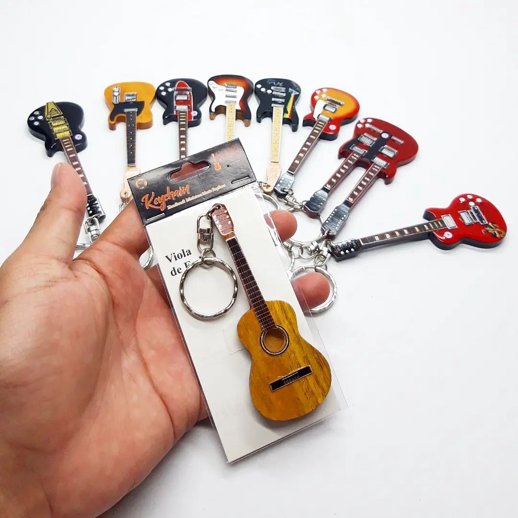 GANTUNGAN Excluisve Miniature Guitar Keychain Wooden Material Wedding ...