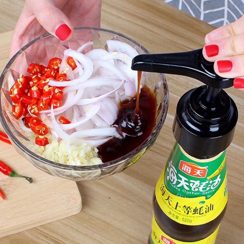 Household Oyster Sauce Pump Head Oil Chili Tomato Sauce Bottle Mouth Squeezer Soy Sauce Curry ...