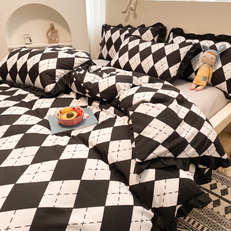 4in1 Ins Hepburn Style Bedsheet Set Black and White Heart Pattern Queen ...