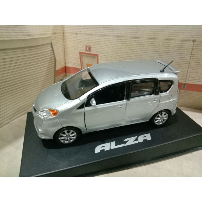 replika kereta alza silver ( limited edition ) | Shopee Malaysia