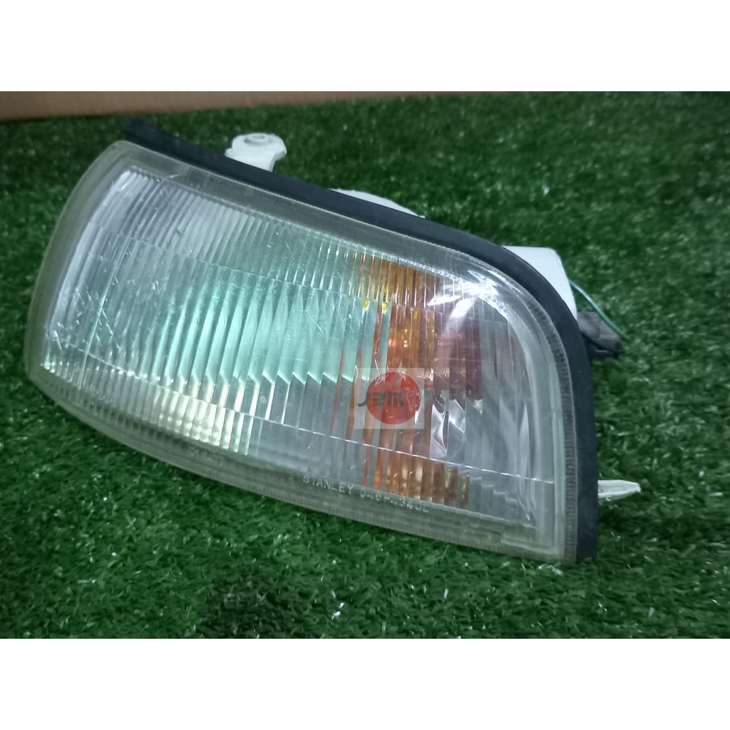 Mitsubishi Lancer CM5A/ CK4A Signal Lamp (L) | Shopee Malaysia