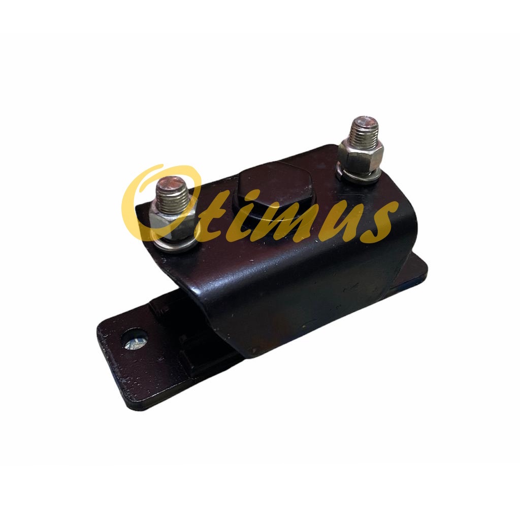 ISUZU DMAX D-MAX D MAX V-CROSS RT50 2013 4WD AUTO REAR ENGINE MOUNTING ...