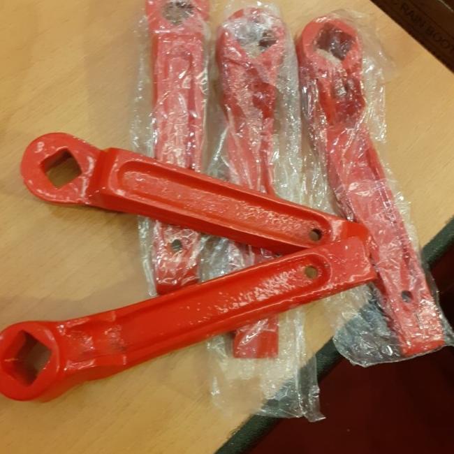 Pillar hydrant Lock / 7F hydrant Lock | Shopee Malaysia