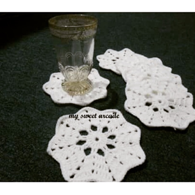 Crocheted glass coasters ( alas cawan kait ) | Shopee Malaysia