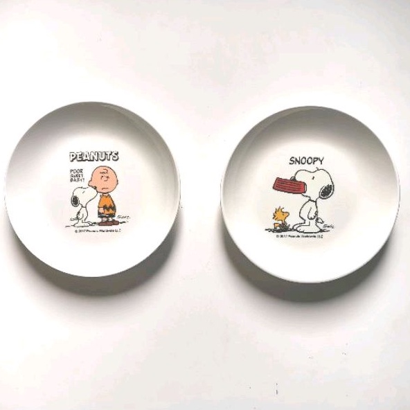 Snoopy & Peanuts Plate Collection 2 Pieces | Shopee Malaysia