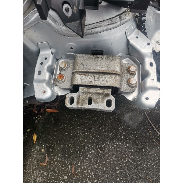 Volkswagen Golf Mk6 Cav 1.4 Engine Mounting | Shopee Malaysia